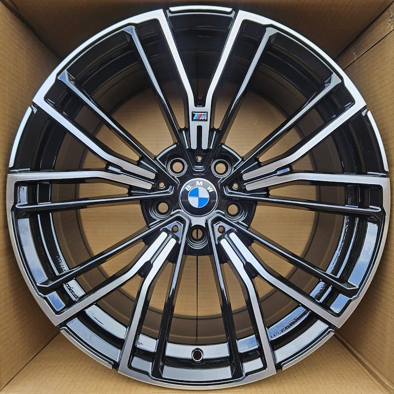 ALU FELNE
8j x18 ET30 5x112
