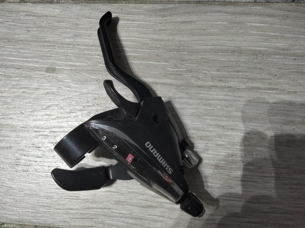 Leva rucica menjaca za 3 brzine Shimano Acera