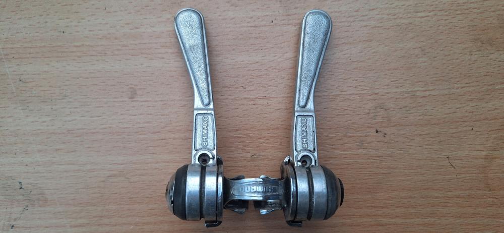 Retro šifteri Shimano downtube