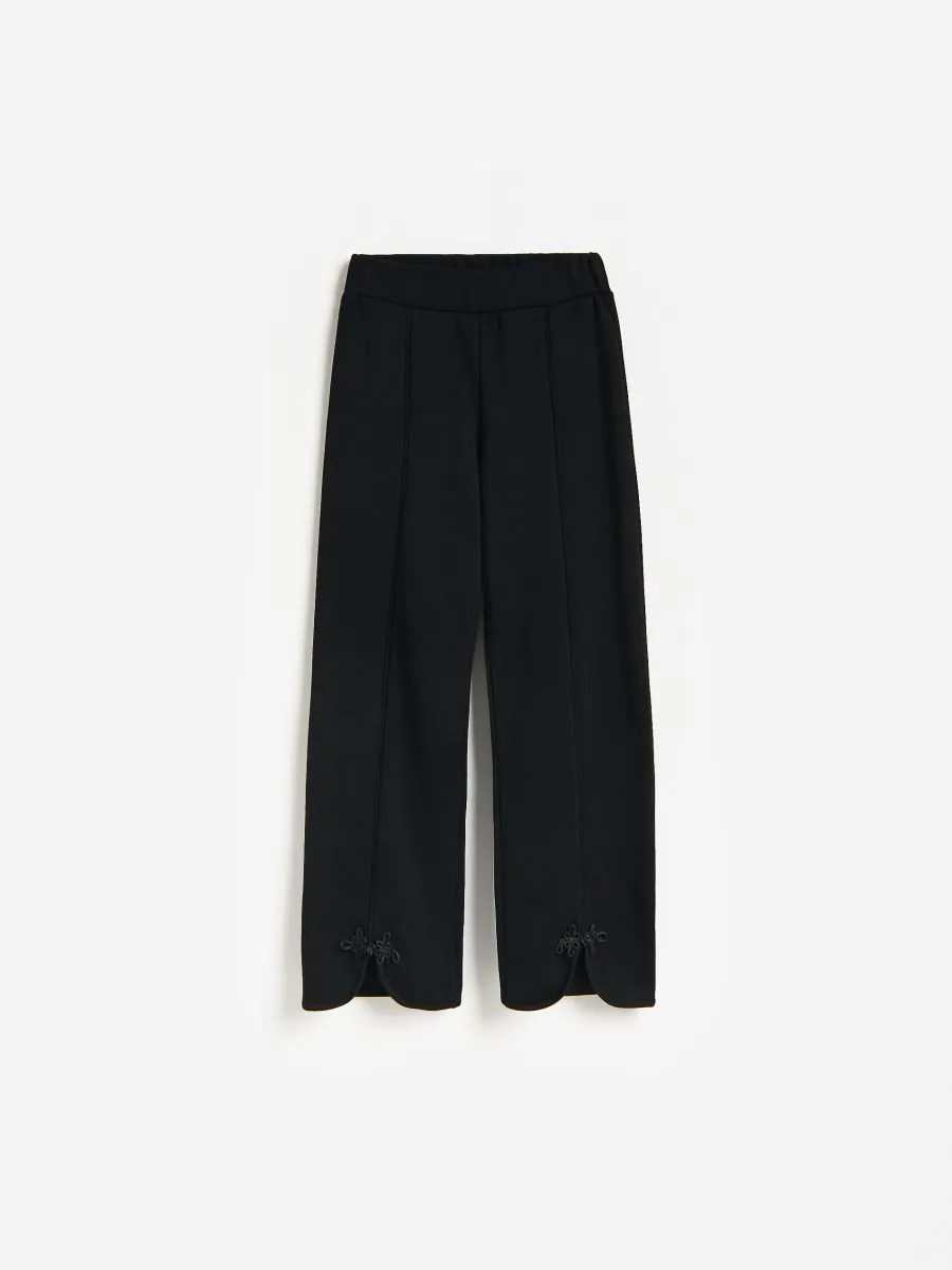 Pletene pantalone