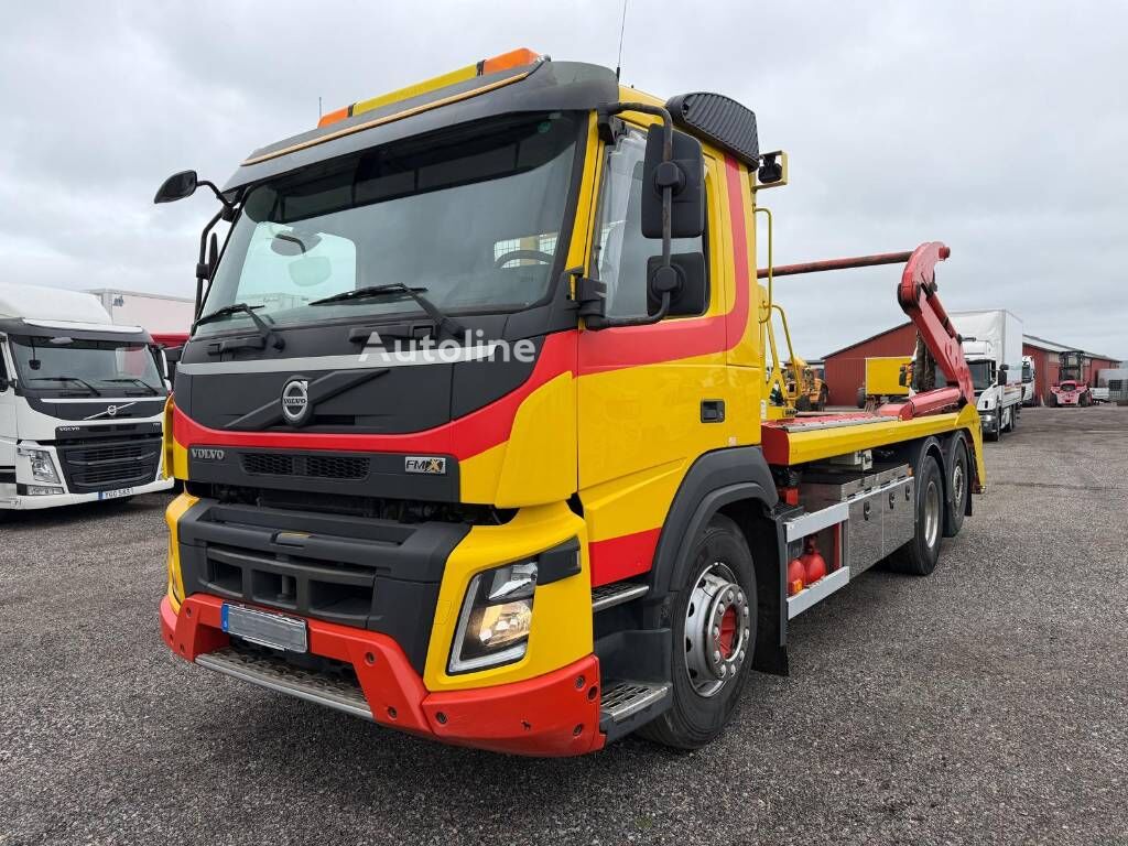 Volvo FM 6X2 2 CONTAINER kamion autopodizač kontejnera