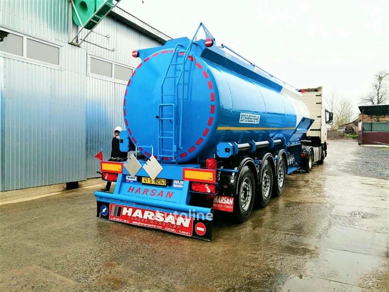 Harsan Tsysterna dlia naftoproduktiv Harsan HRSN3 cisterna za goriva i maziva