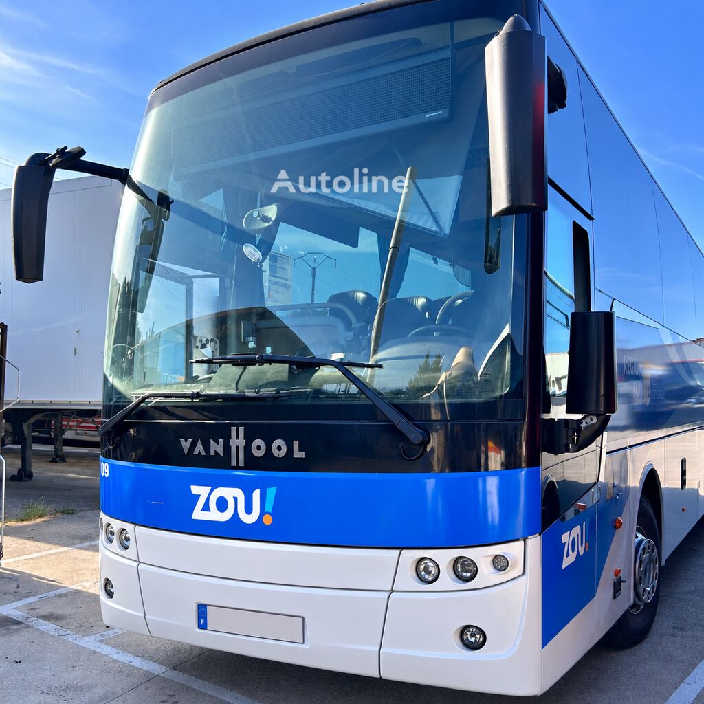 Van Hool turistički autobus