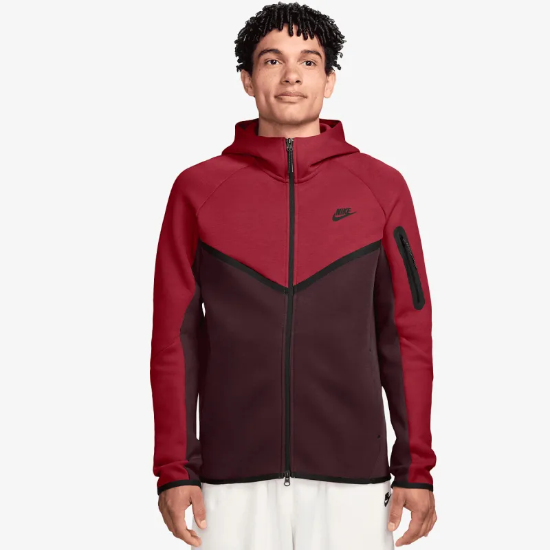 Nike Tech Fleece