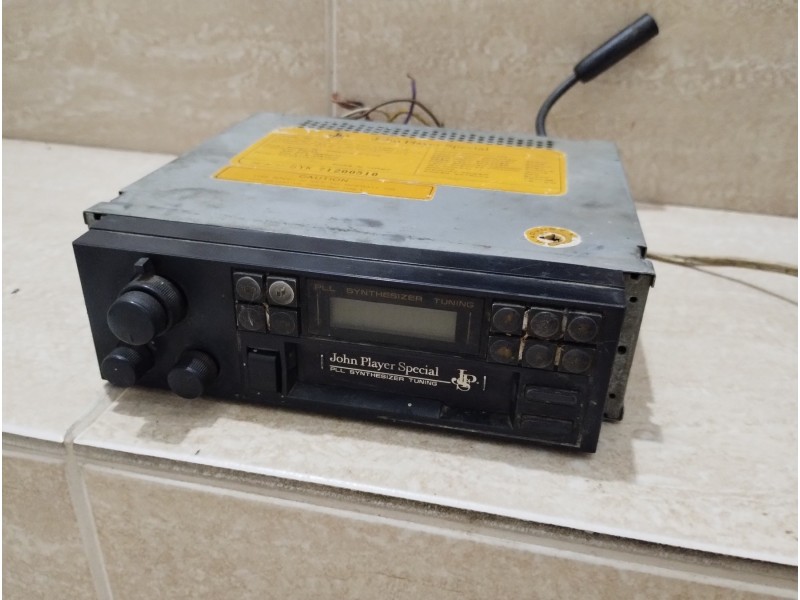 Auto radio kasetofon - John Player Special