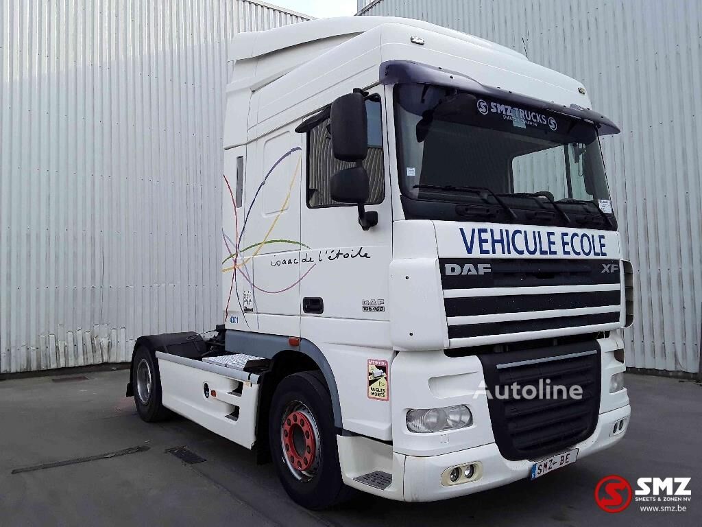 DAF 105 XF 460 Spacecab 551'km intarder Ex School tegljač