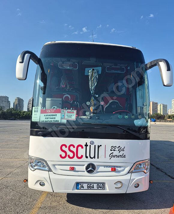 Mercedes-Benz Travego 15 prigradski autobus
