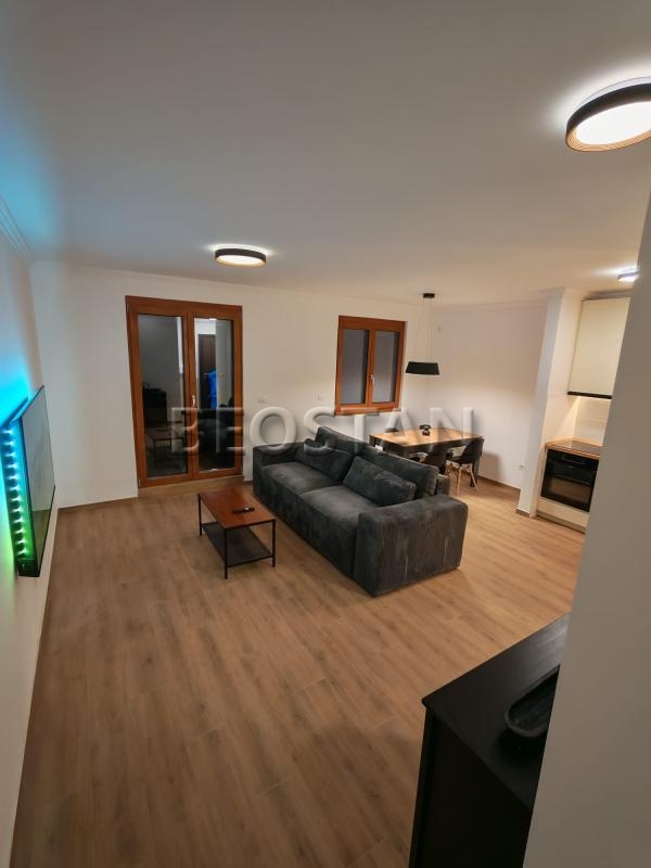 Centar - Savski venac steco #69234
1.100 €