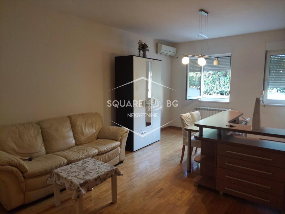 Dedinje VMA, 2.0 namešten ID#6480
700 €
