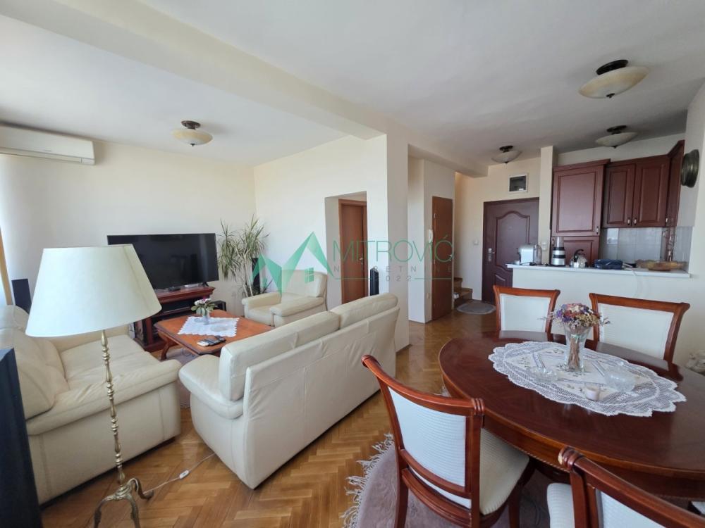 Četvorosoban stan na prodaju, 148m2, 266.770€