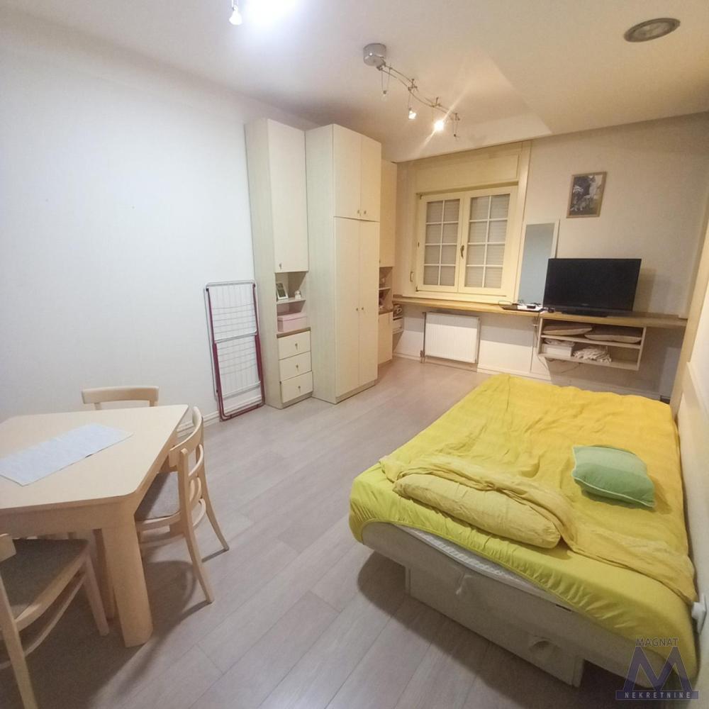 Stan na prodaju, 27m2, 88.000€
