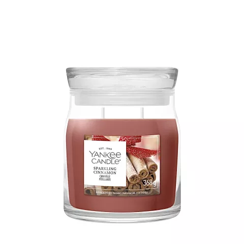 Sparkling Cinnamon Signature mirisna sveća - srednja tegla (cimet, karanfilić, kardamom, kedar)