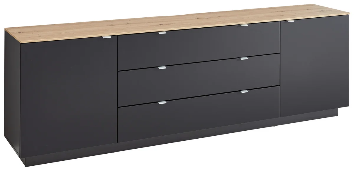 KOMODA S VRATIMA