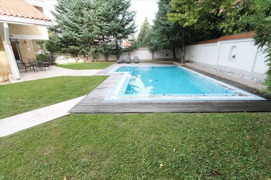 Lux kuća sa bazenom i dvorištem, Košutnjak,ID 6520
