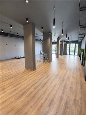 Izdavanje poslovnog prostora – 220 m² – Altina ID#