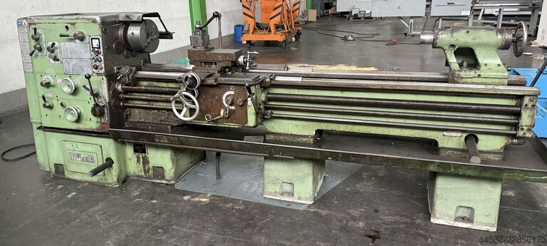 Univerzalni strug
Matra D30