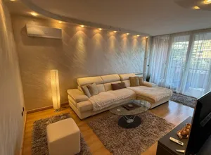 Izdavanje Stan - Beograd, Novi Beograd: Akademija - Arena