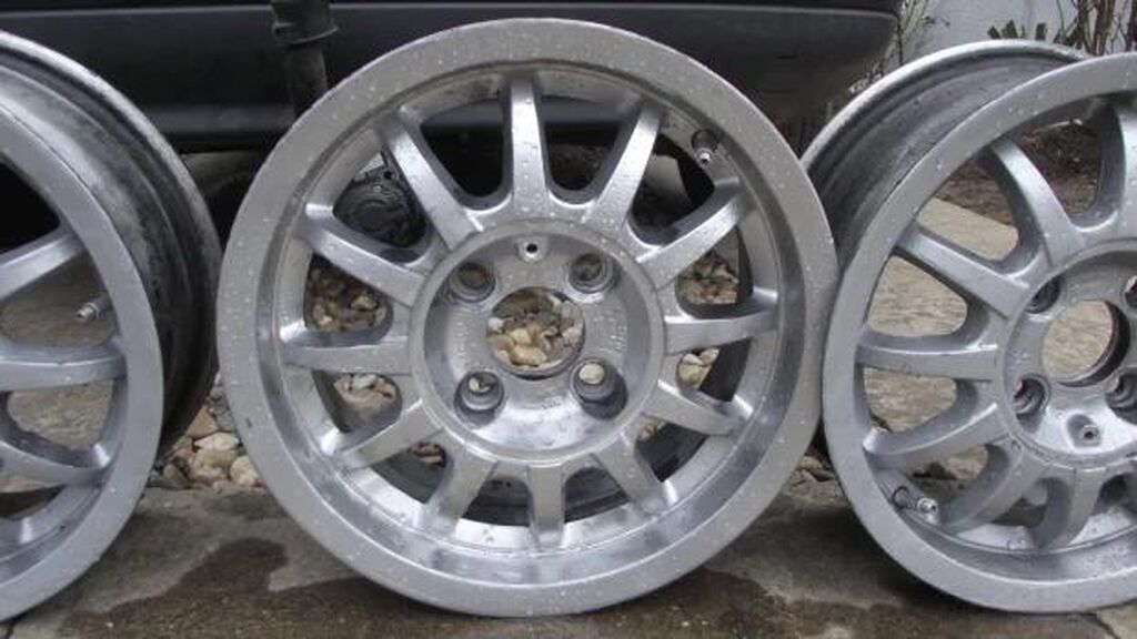 ALU FELNE 4X110 14 | Ispravne kao na slici ! Ne vidi se ni jot ni et