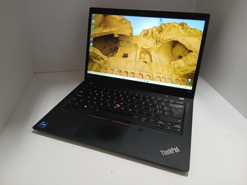 LENOVO P14s Gen 2 – i7 11th, 16GB,1TB SSD,NVIDIA 4GB