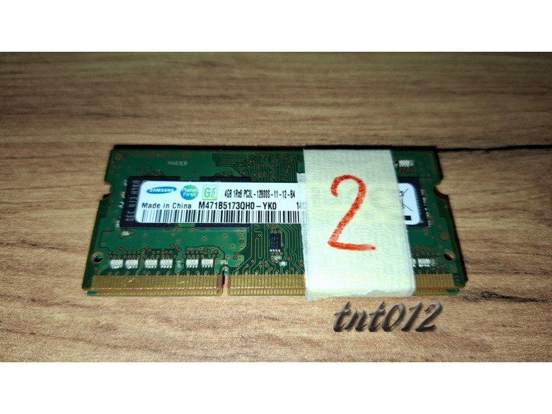 == 2 x 4Gb DDR3L RAM memorija za laptop ==