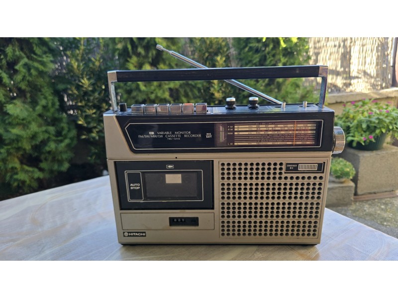 HITACHI TRK-1255E - stari radio kasetofon