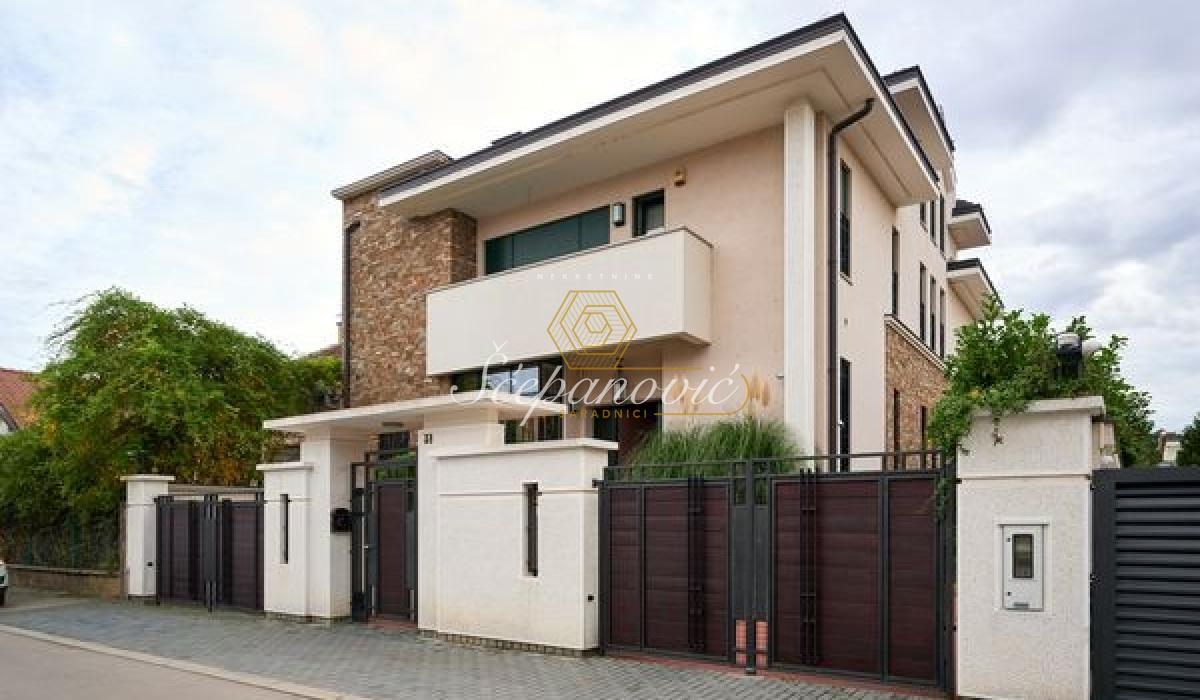 Kuća na prodaju, Adamovićevo Naselje, Novi Sad, 229m², 1.800.000 €