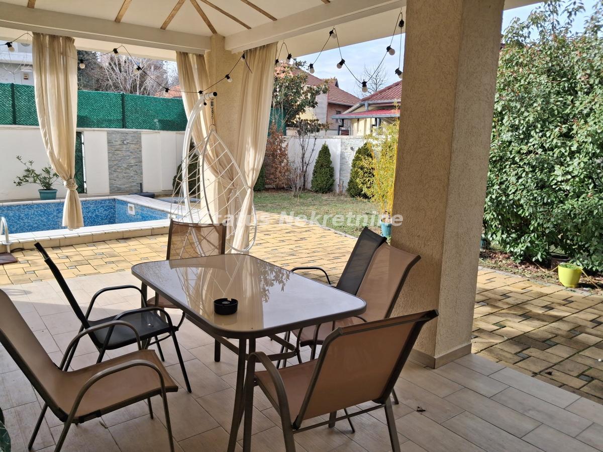 Kuća za izdavanje, Sremska Kamenica, Novi Sad, 157m², 1.600 €/mes