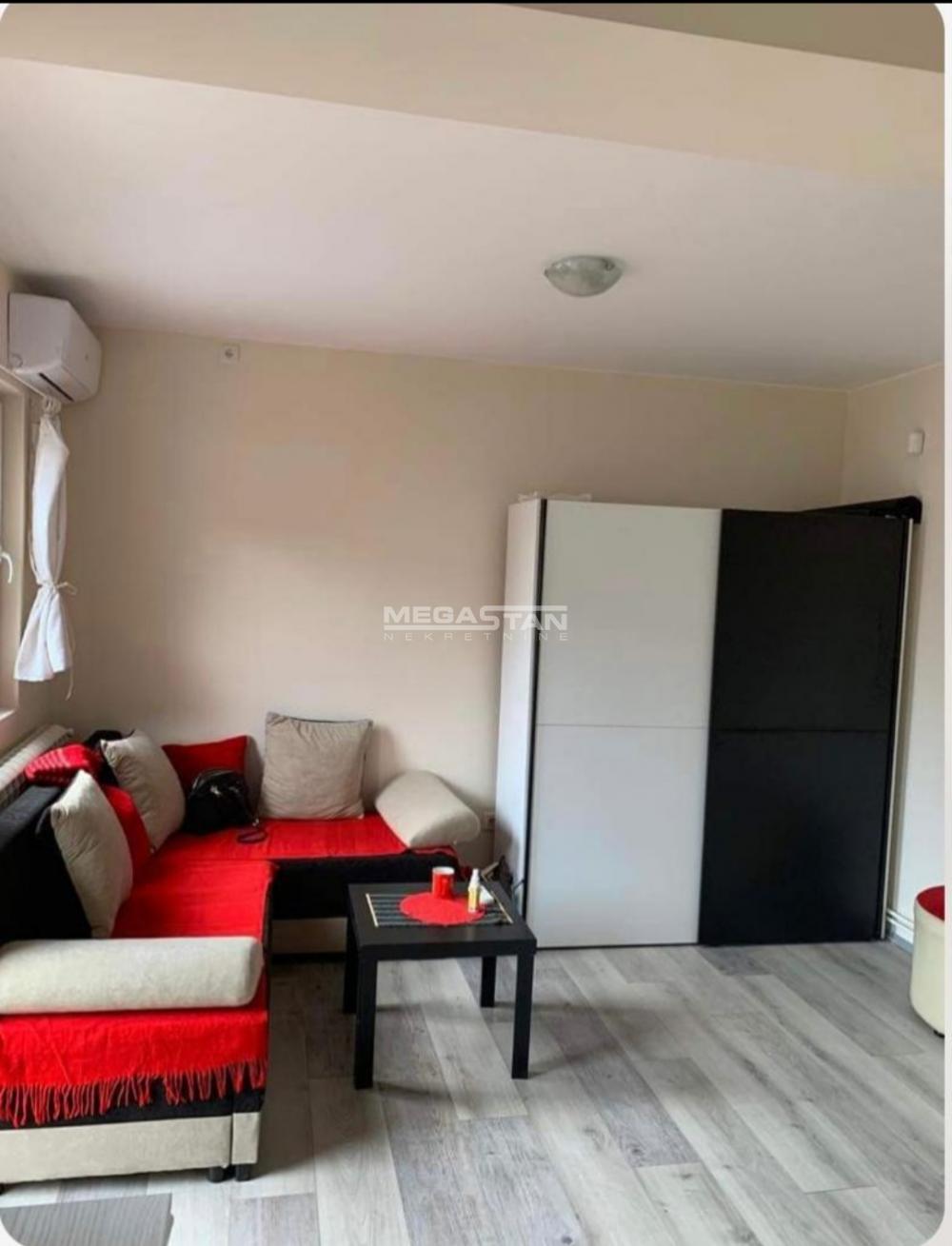 Dvoiposoban stan za izdavanje, Dedinje, Beograd, 45m², 650 €/mes