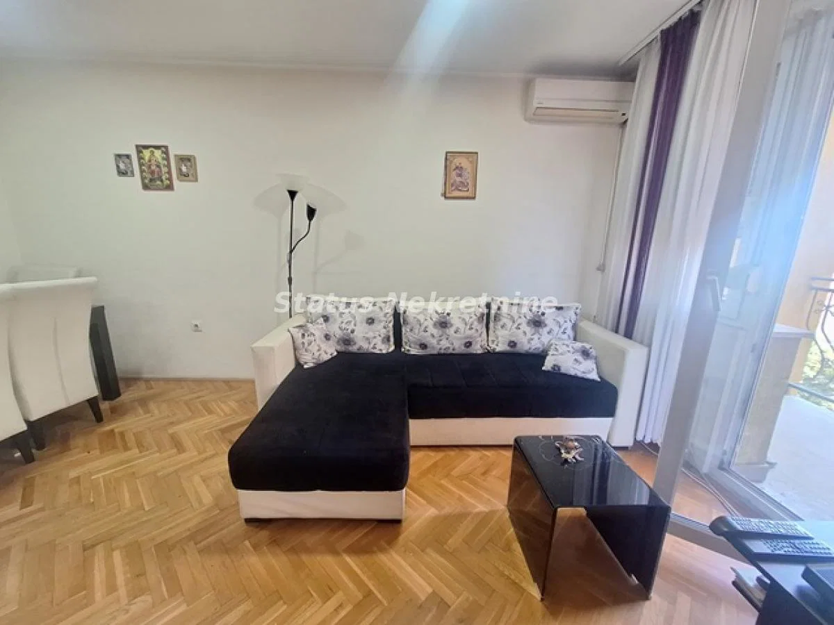 Jednoiposoban stan za izdavanje, Nova Detelinara, Novi Sad, 40m², 500 €/mes