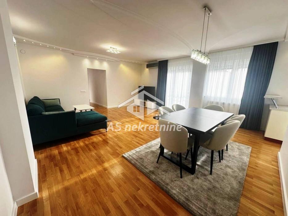 Četvorosoban stan za izdavanje, FON, Beograd, 105m², 1.200 €/mes
