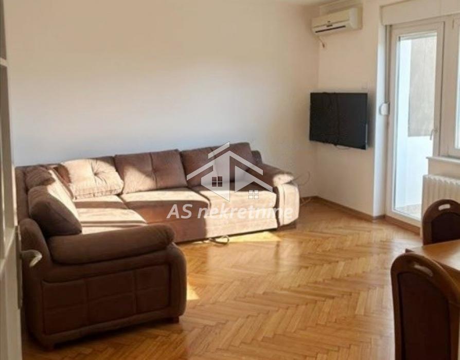 Dvosoban stan za izdavanje, Tašmajdan, Beograd, 40m², 700 €/mes