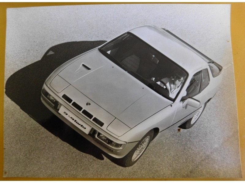 Automobilizam, Porse 924 turbo, foto b)