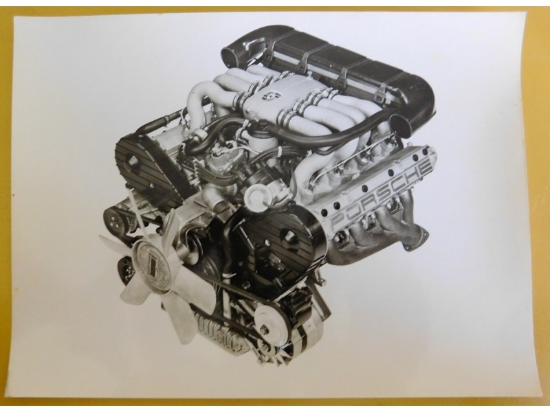 Automobilizam, Porse 928, foto c)