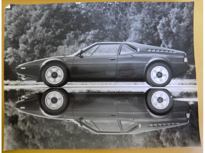 Automobiliza, BMW M1, foto