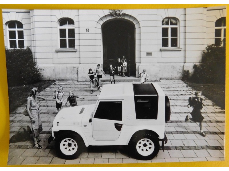 Automobilizam, Suzuki LJ80, foto