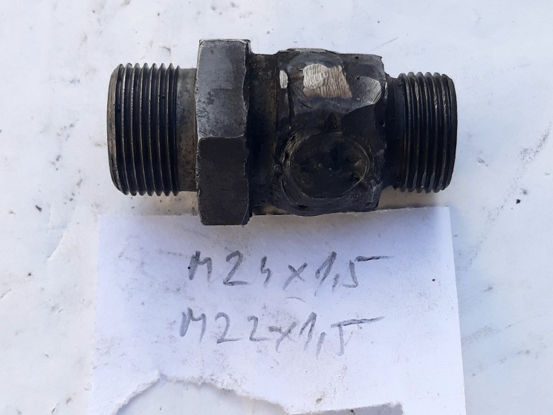 Spojka redukcija za hidrauliku M24x1,5, M22x1,5