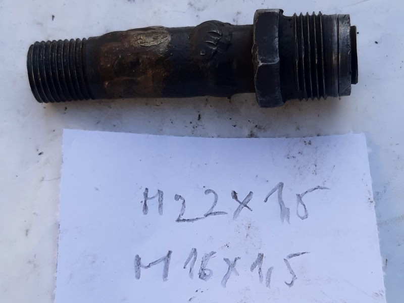 Spojka redukcija za hidrauliku M22x1,5, M16x1,5