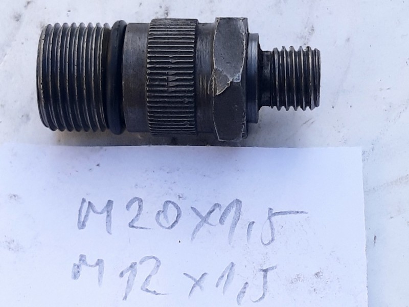 Spojka redukcija za hidrauliku M20x1,5, M12x1,5