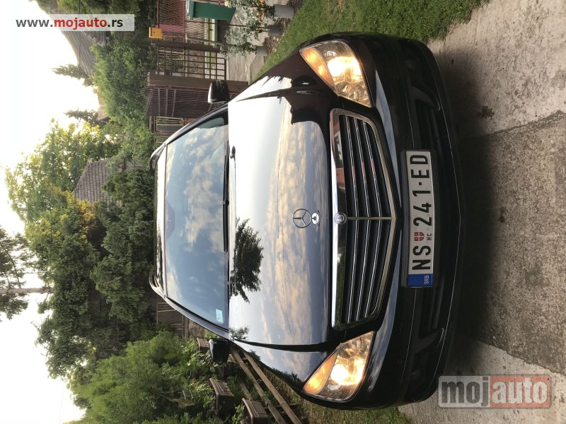 Mercedes C 200