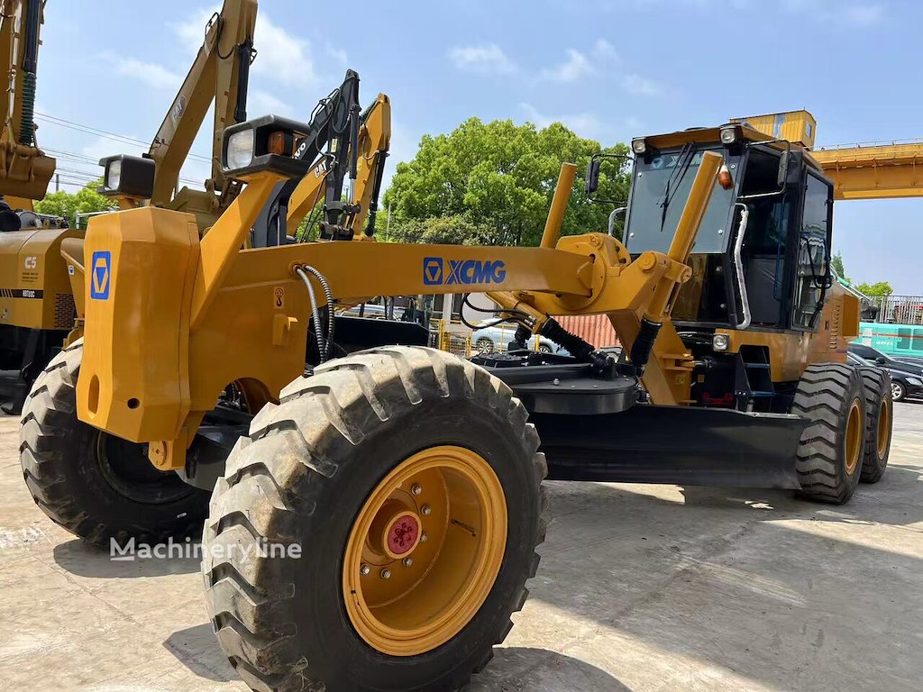 XCMG GR1803 grejder