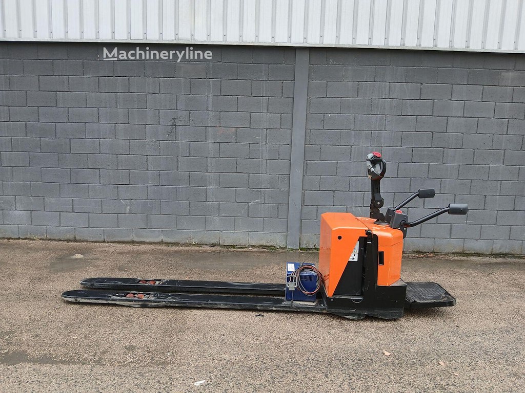 BT LPE200/8 TRANSPALET ELECTRICO električni paletar