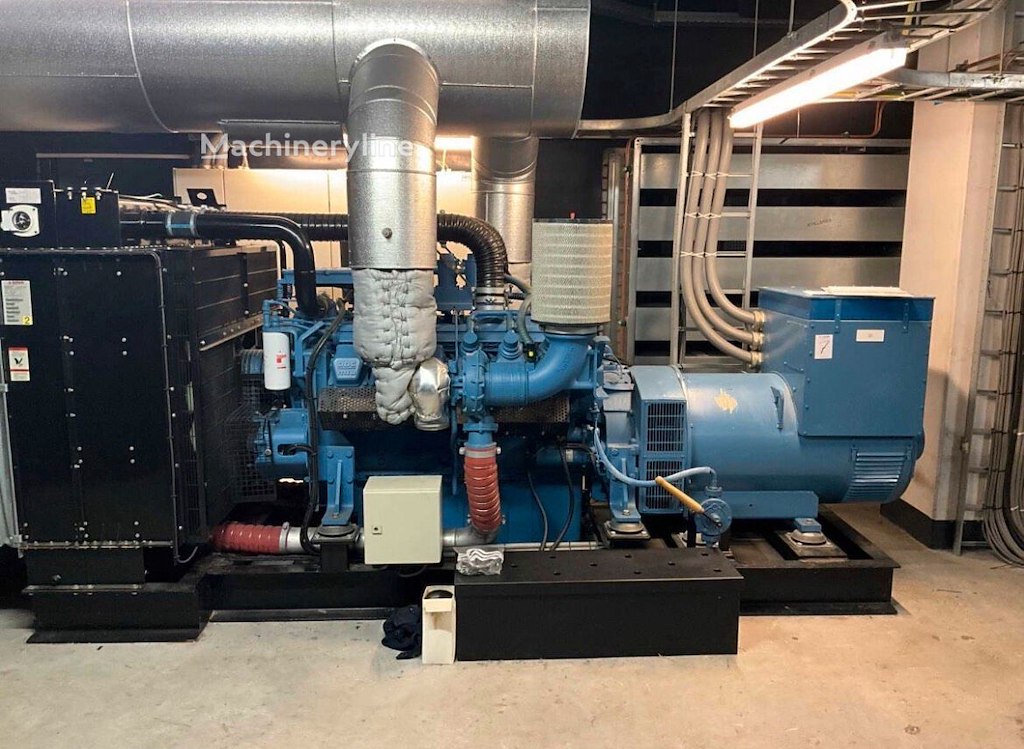 MTU 700 KVA Generator 550 KW Notstromaggregat MTU NEA Stromaggregat diesel generator