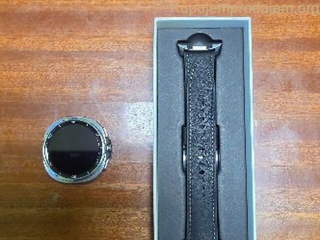 Prodajem nov pametan sat Samsung Galaxy Watch8 Clasic Pack