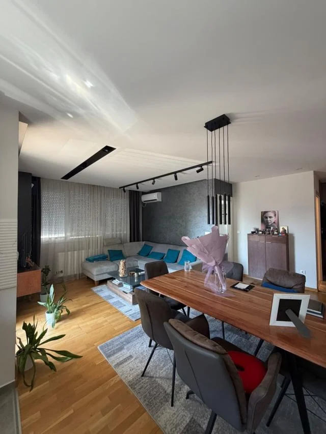 IZDAVANJE – ILARIONA RUVARCA | KOMFORAN DVOSOBAN STAN 49 m² | PARKING U CENI