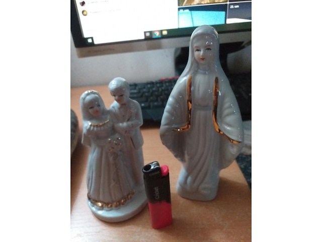Dve ukrasne figure (5)