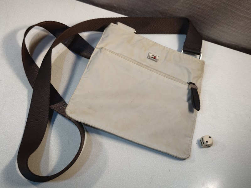 ORIGINAL TOMMY HILFIGER CROSSBODY TORBICA TOP