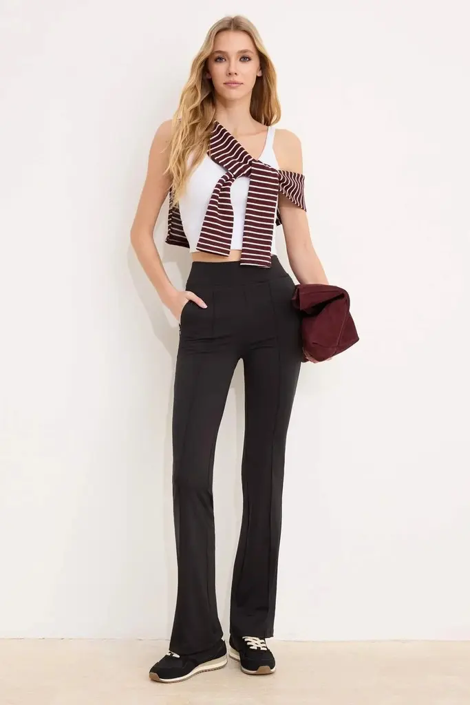 Trendyol Milla ženske pantalone Twoss26Pl00078, Crna-Black