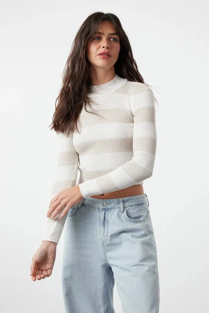 Trendyol Milla Ženski duks Twoaw20Kz0255, Bela