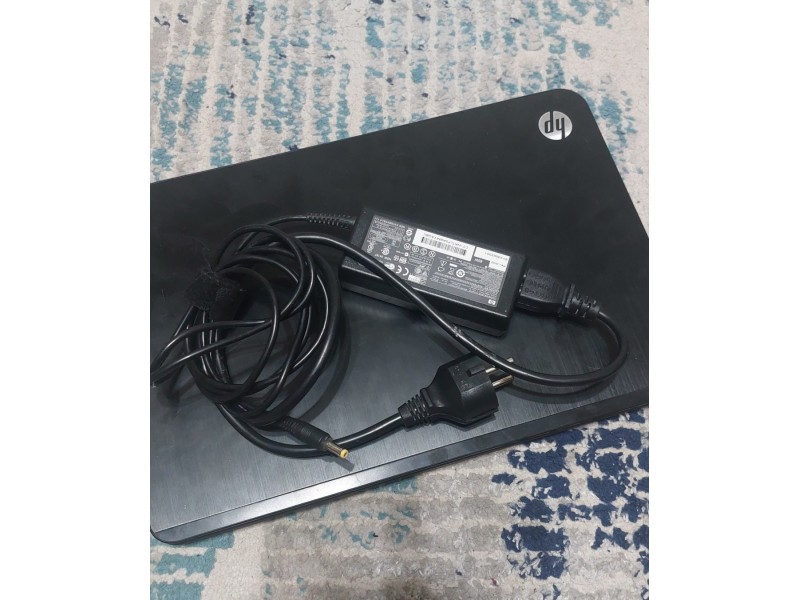 HP Envy i3 8gb
