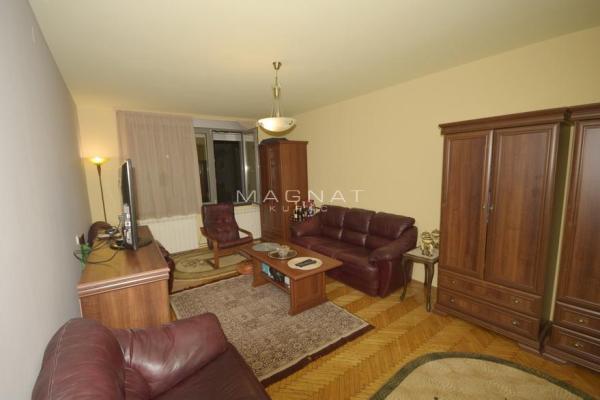 Čingrijina, Četvorosoban stan na prodaju, 104m2, 348.000€